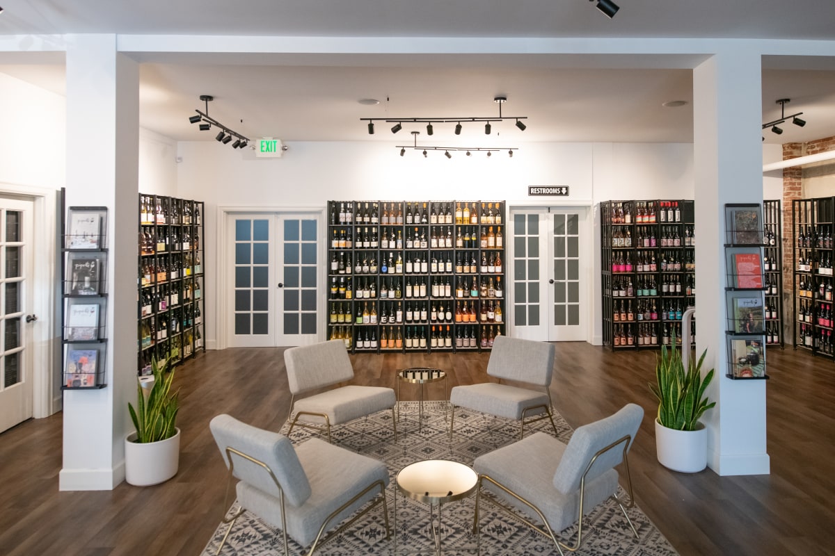 Rae Vino - Review - Green Lake - Seattle - The Infatuation