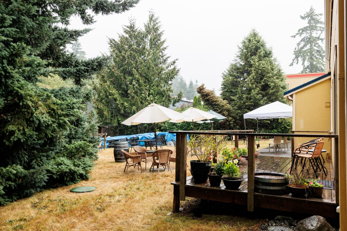 Rolling Bay Winery - Review - Bainbridge Island - Seattle - The Infatuation