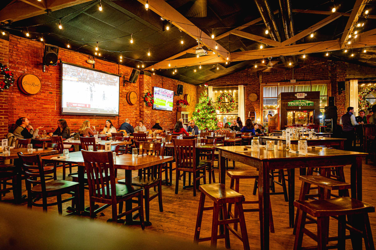 Urban Saloon - Review - Fairmount - Philadelphia - The Infatuation