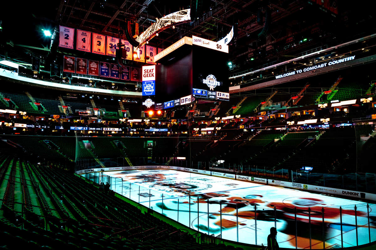 The Best Things To Eat At Xfinity Mobile Arena - Philadelphia - The ...