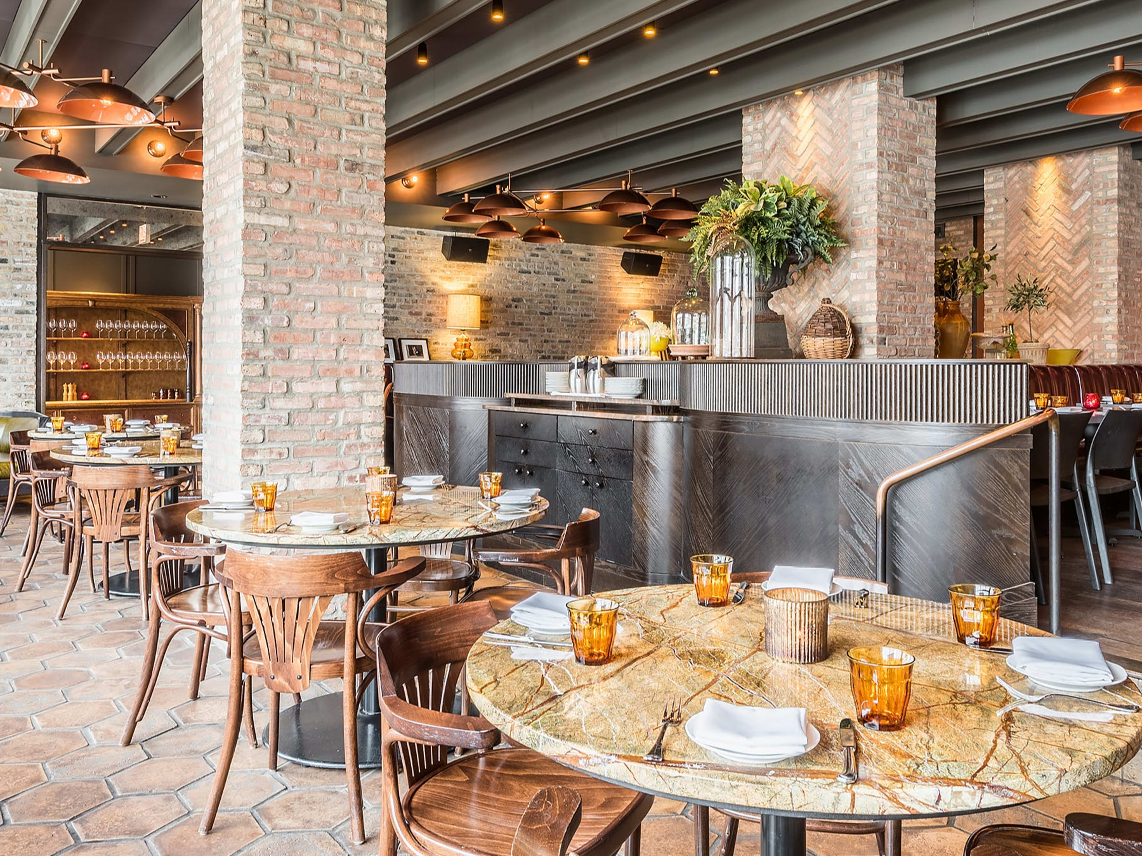 Giant - Logan Square - Chicago - The Infatuation