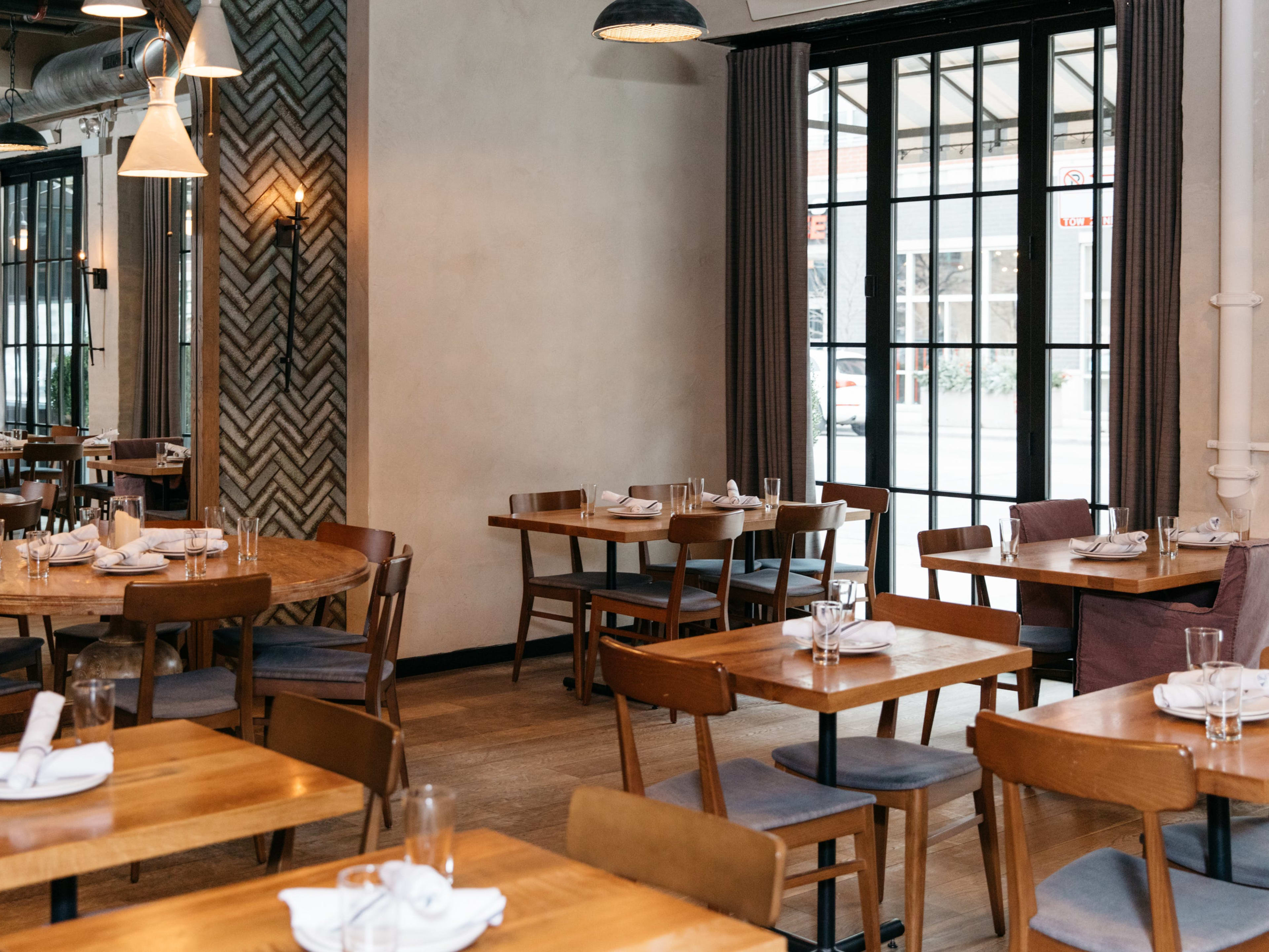 The 20 Best Bottomless Brunches In Chicago - Chicago - The Infatuation