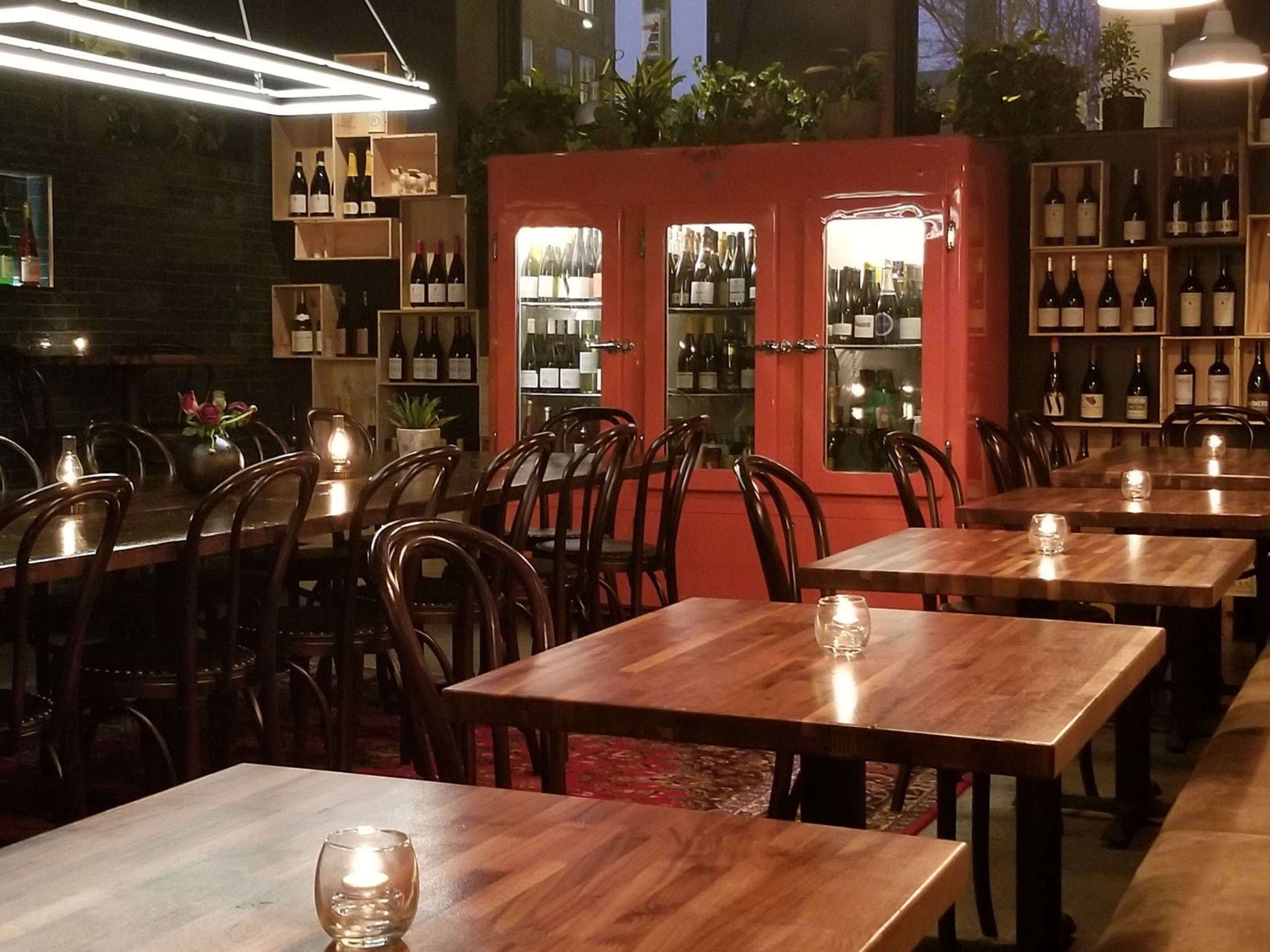 Moneygun - West Loop - Chicago - The Infatuation