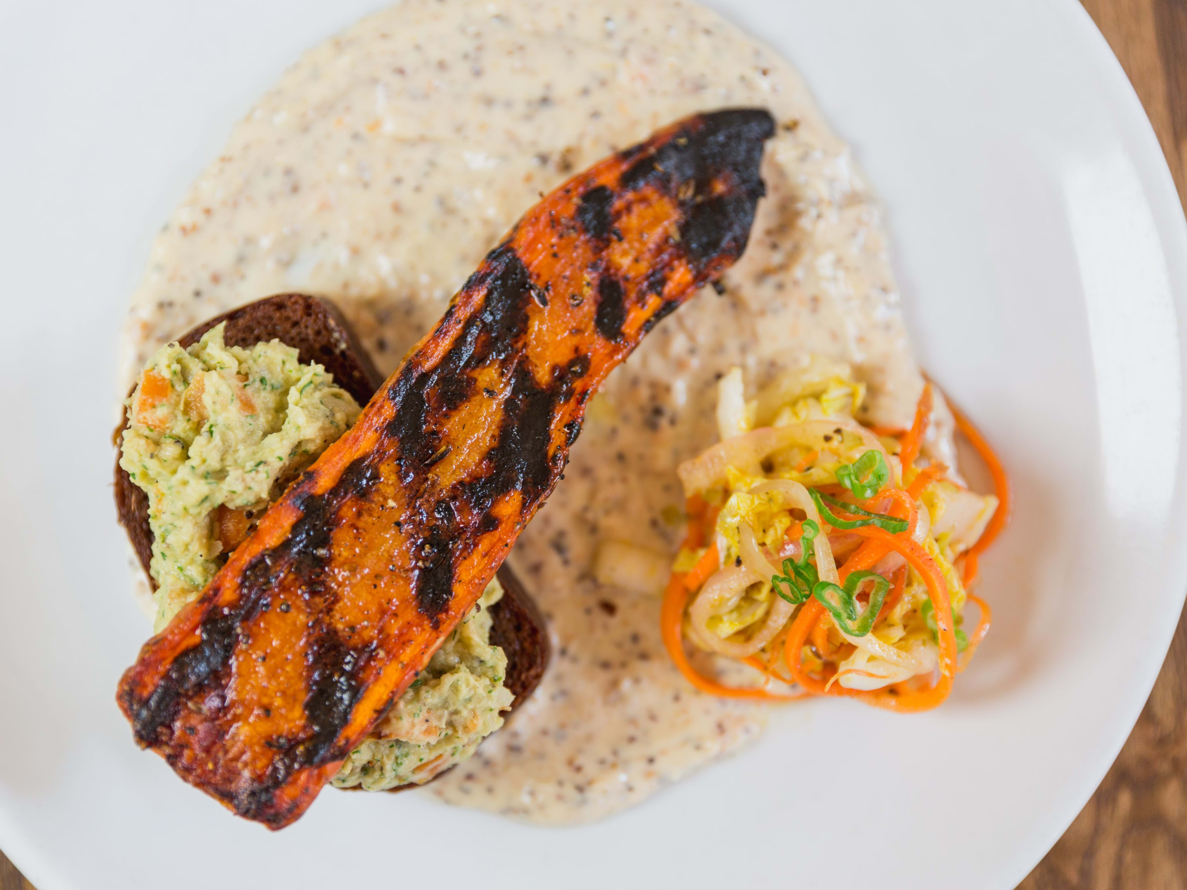 15 Great Places To Eat Something Kind Of Healthy For Dinner ...