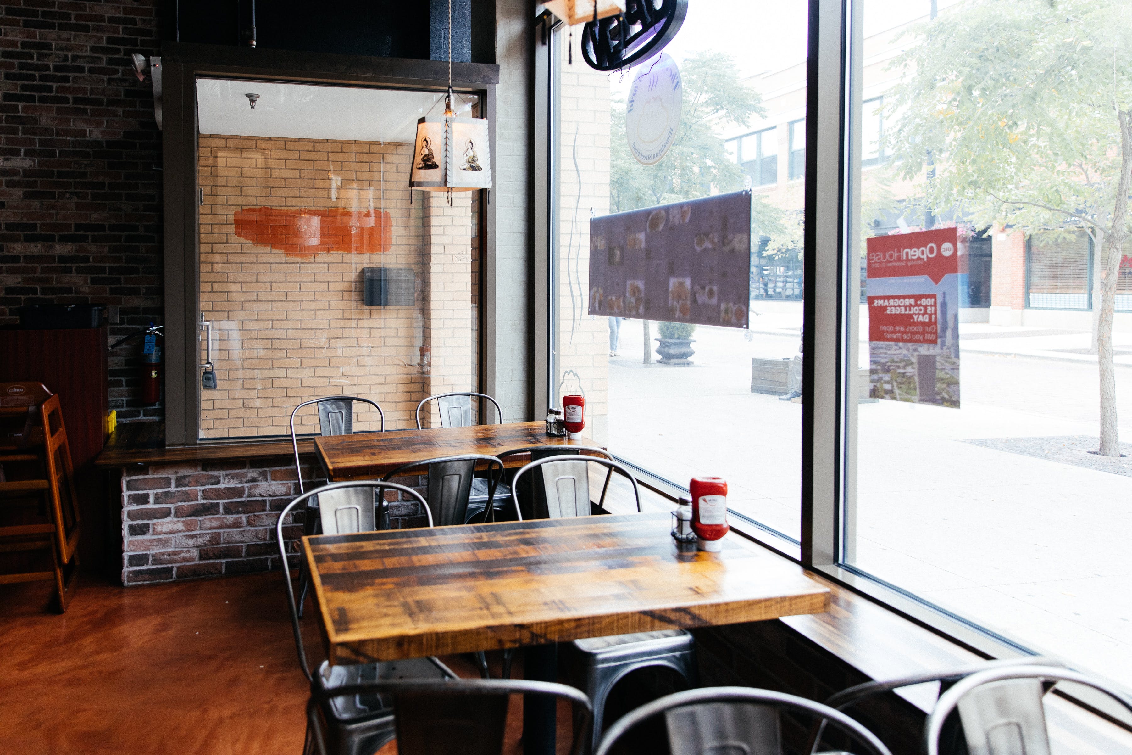 The Momo World - University Village - Chicago - The Infatuation