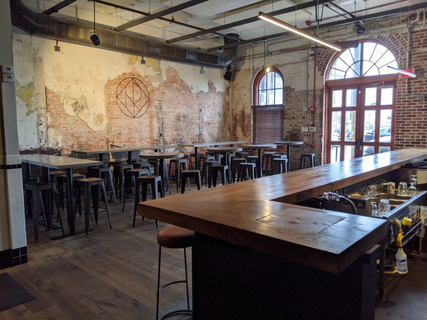 Human Robot - Kensington - Philadelphia - The Infatuation