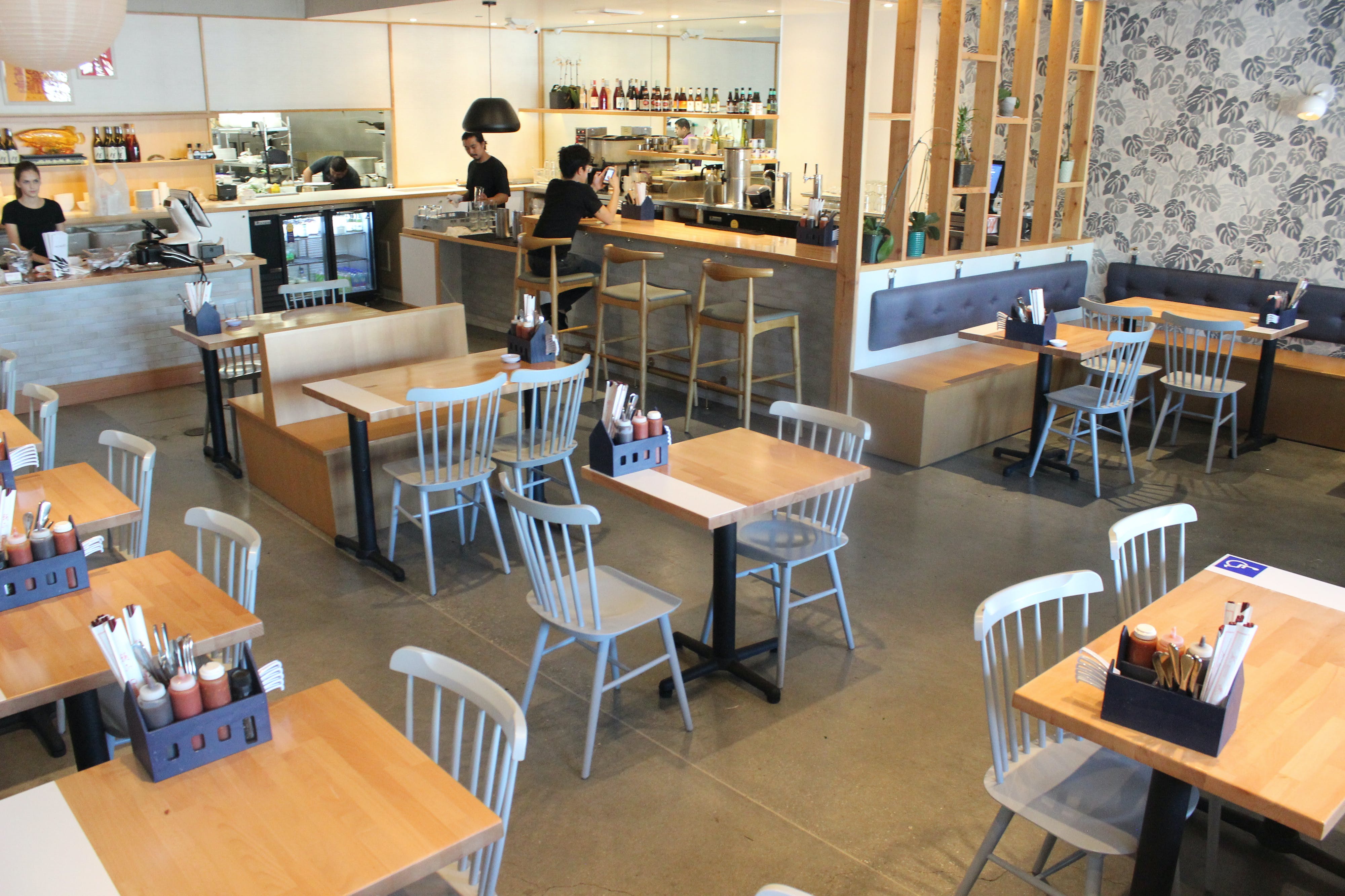 Nong La - Hancock Park - Los Angeles - The Infatuation