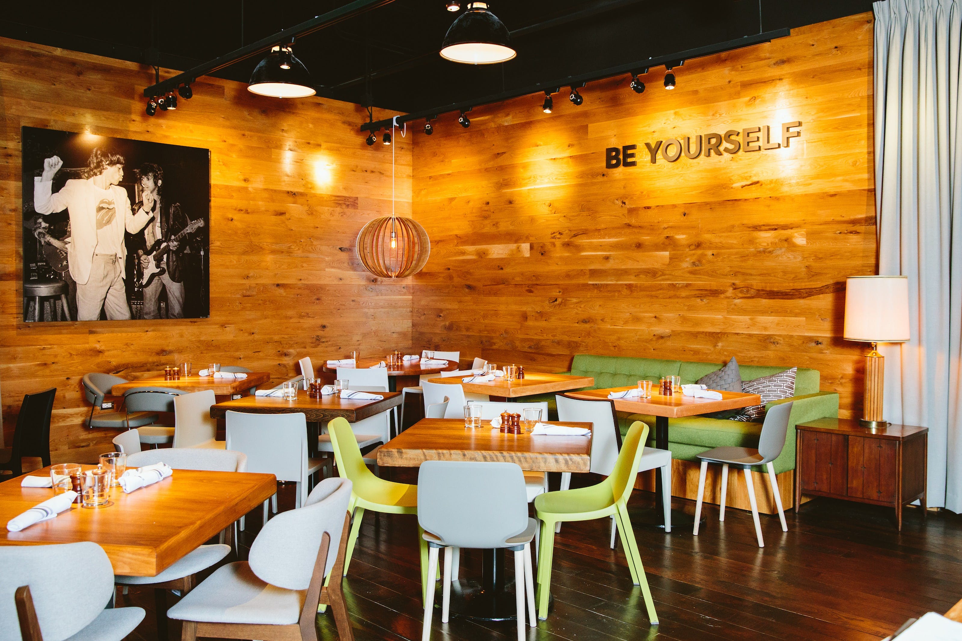 Beatrix - Streeterville - Chicago - The Infatuation