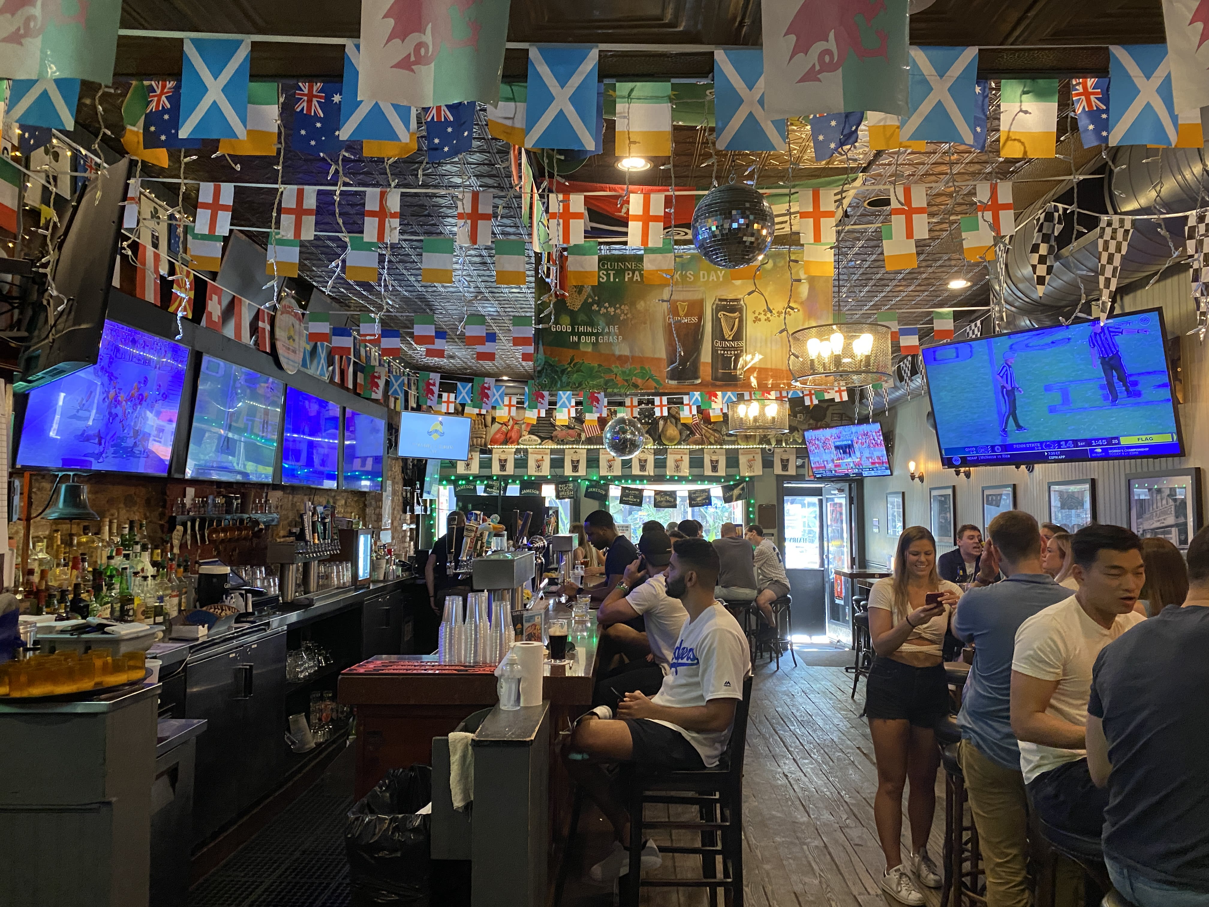 The Hairy Lemon - Alphabet City - New York - The Infatuation