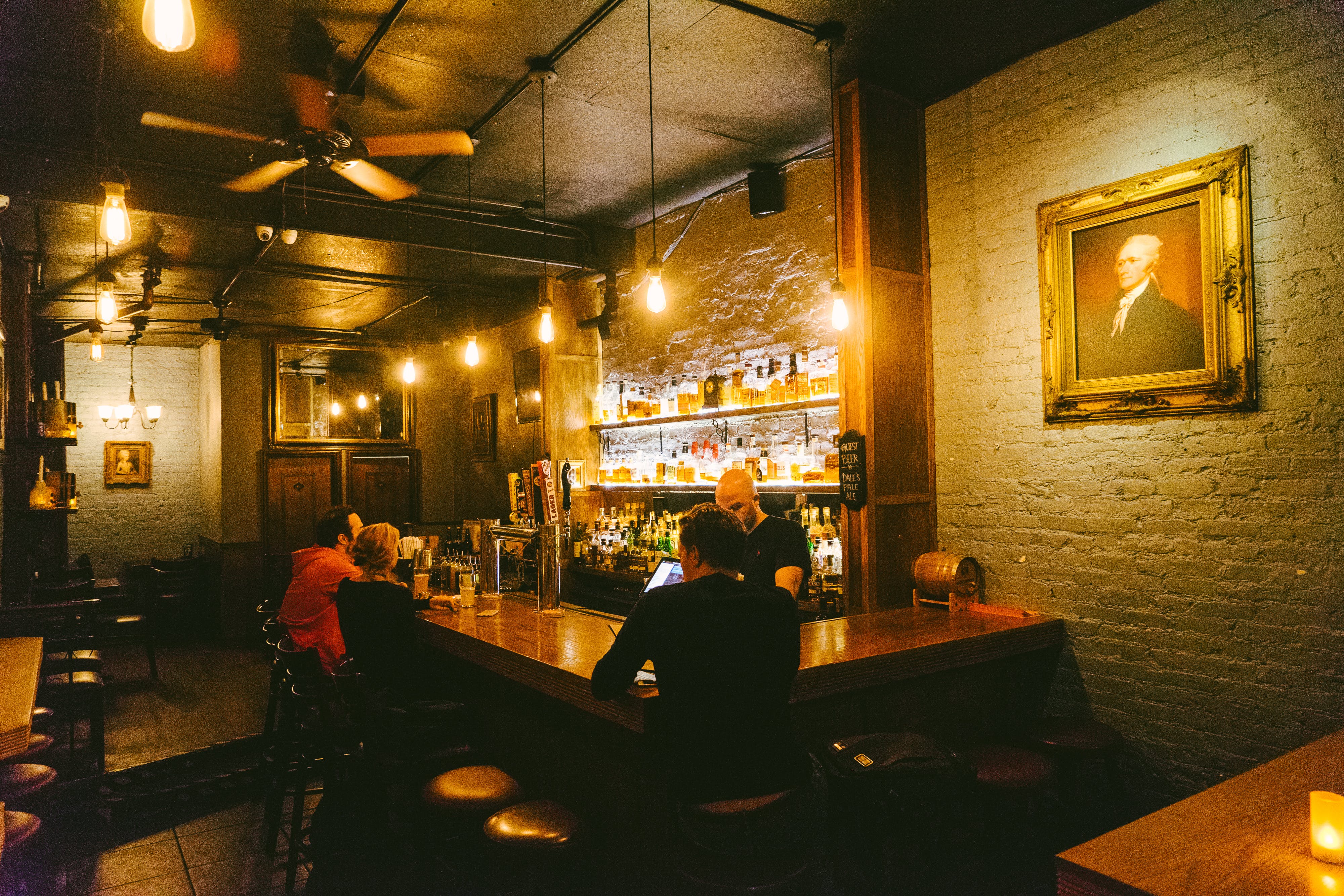 Bar Pubs In New York S Upper West Side Stone Street Tavern — Stone