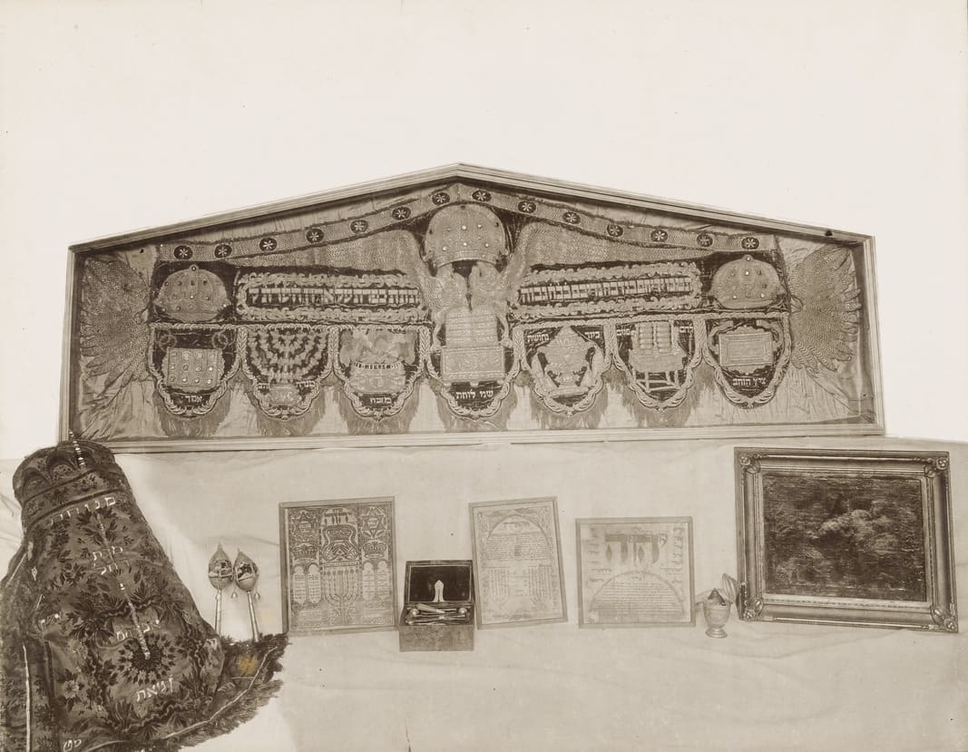 The Jewish Museum - Online Collection - Display of Judaica Objects in ...