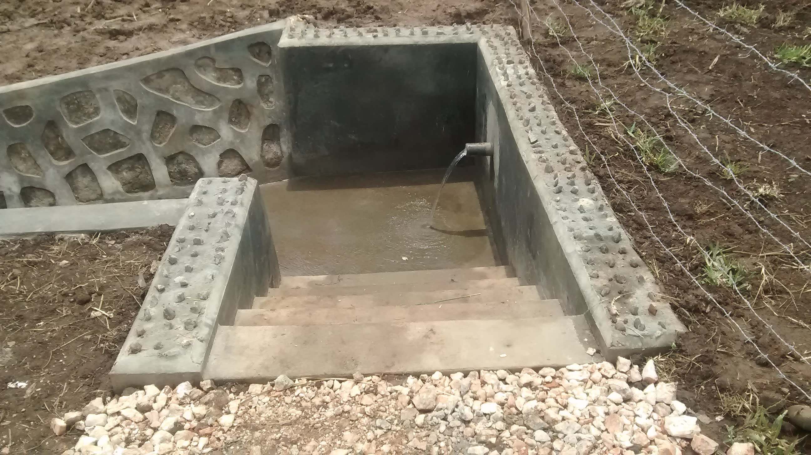 The Water Project: Uganda - Rwempisi-Amanga Community