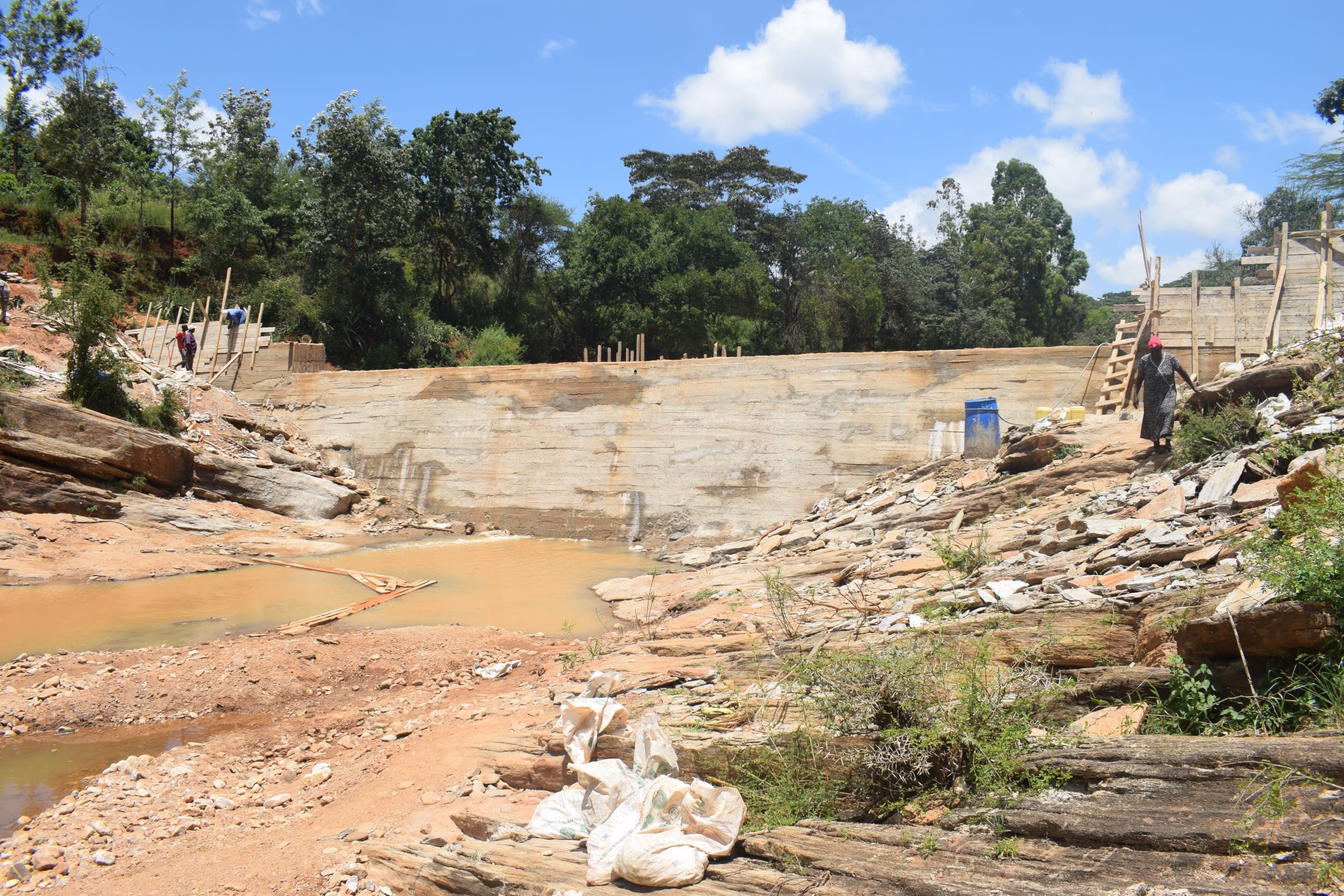 The Water Project: Kenya - Kivai Kimwatho Community 1A