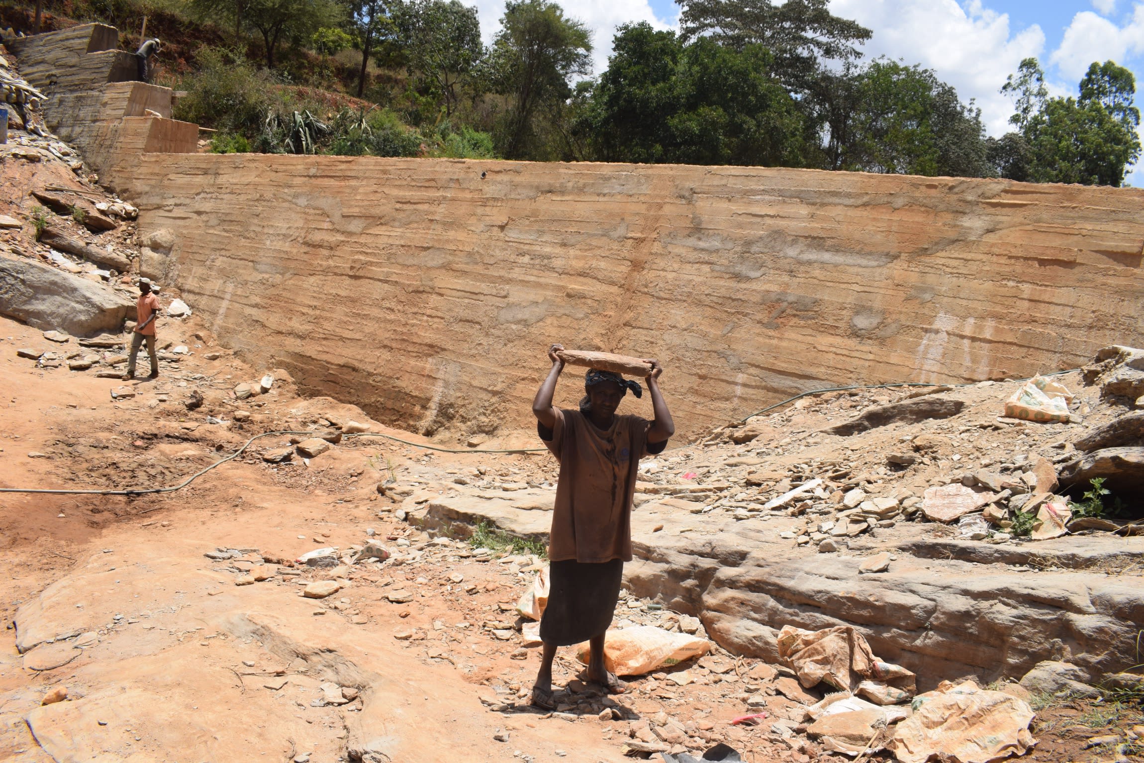 The Water Project: Kenya - Kivai Kimwatho Community 1A