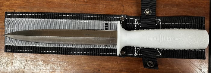 Sicut 8'' Pig Sticker