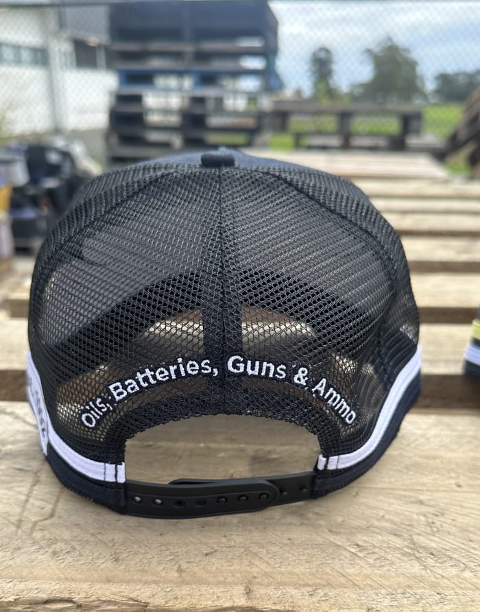 The Barn Trucker Caps - Insignia
