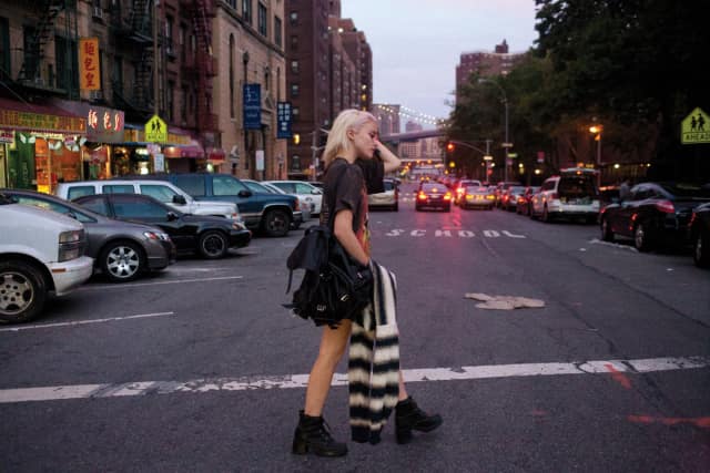 Dev Hynes’ “Everything Is Embarrassing” Demo Lends Insight into ...