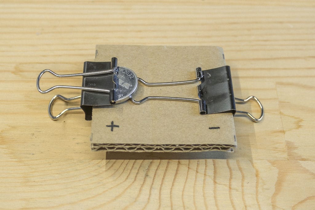 Meet Scrappy Circuits, an Accessible Way to Learn Electronics | MAKER_LAB