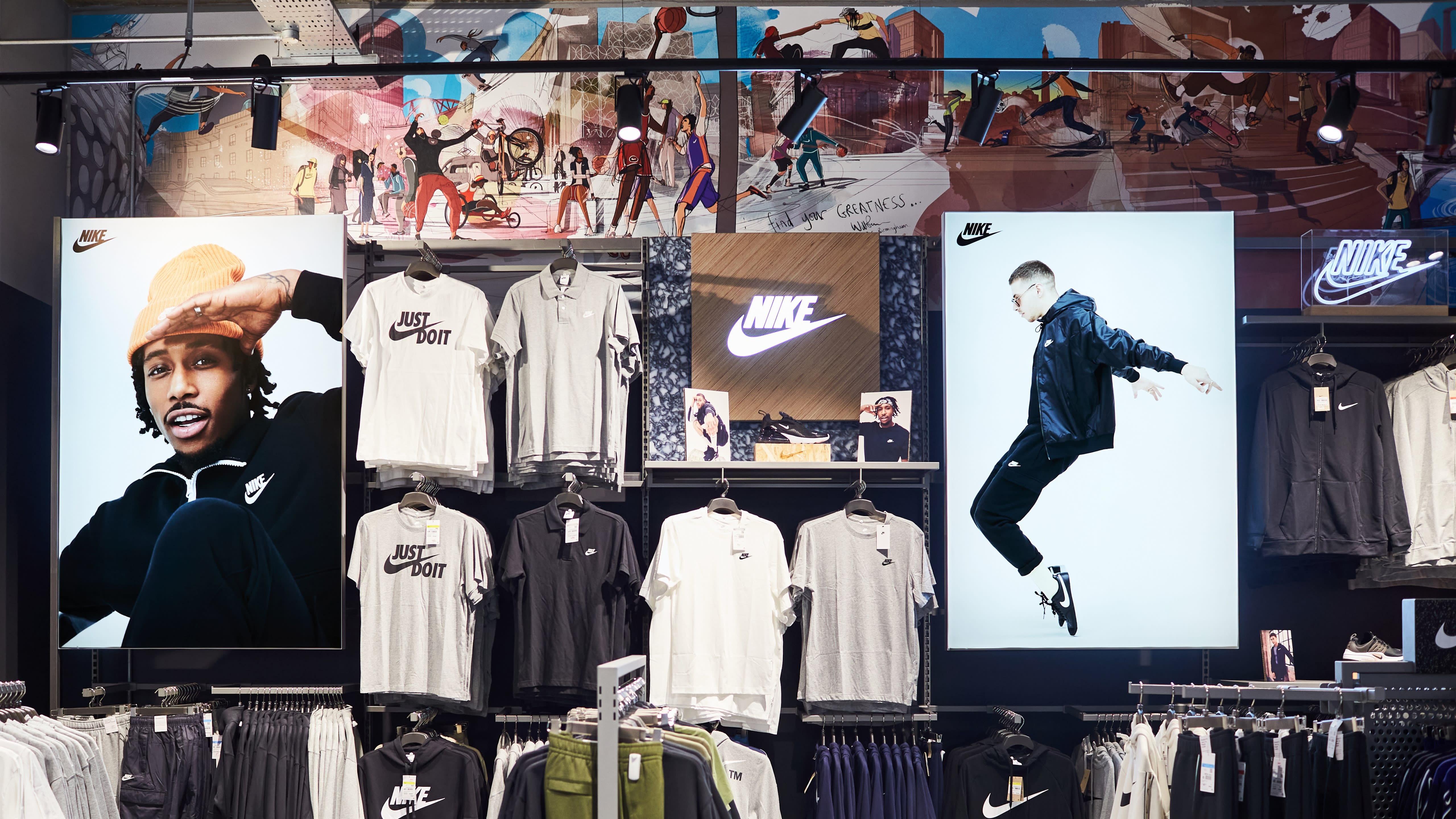 Nike Heritage Photoshoot and Campaign – Retail Communications – The One Off