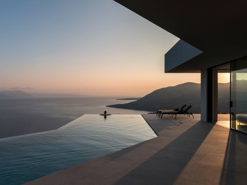 Wow Factor Infinity Pools – The Thinking Traveller