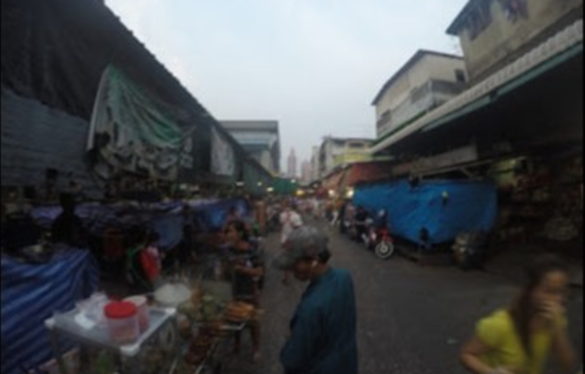 Book Khlong Toey Market Authentic Tours & Activities | TRIP GURU