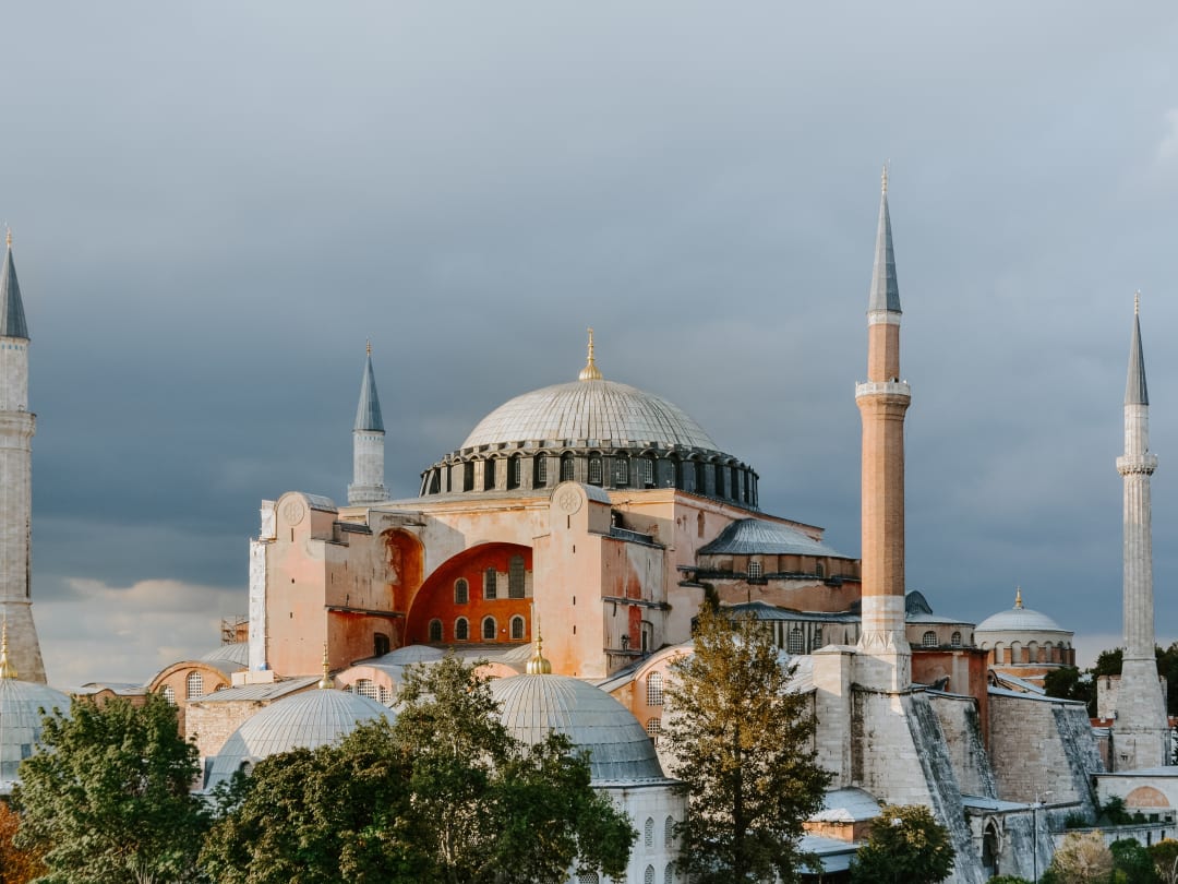 Gallery - Istanbul Mosques Walking Tour. Hagia Sophia, Suleymaniye ...