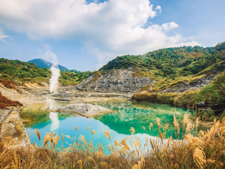Gallery - Yangmingshan National Park & Beitou Hot Springs Tour – Full Day
