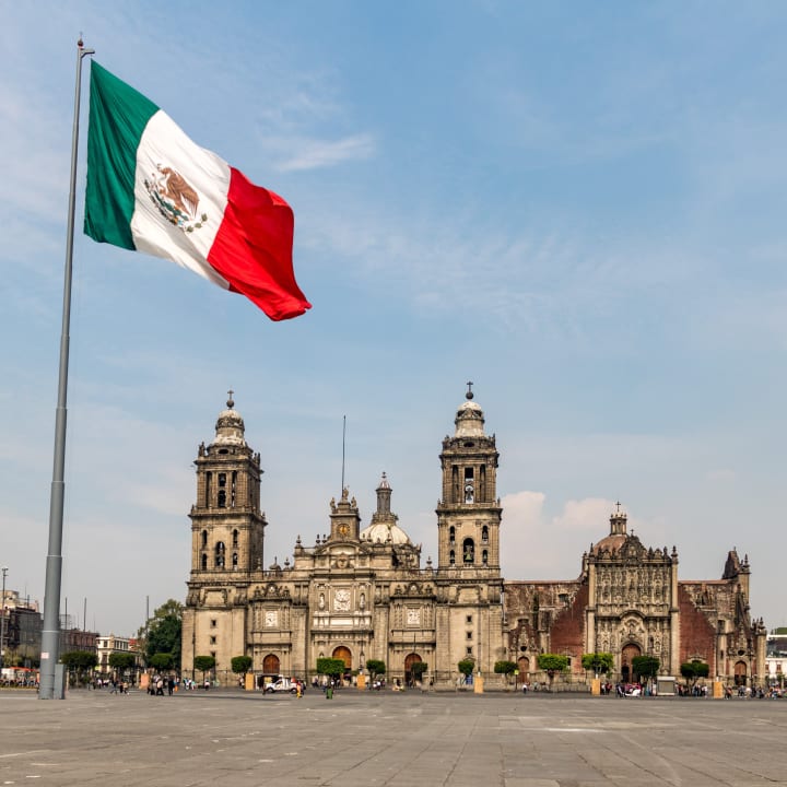 Gallery - Mexico City Downtown Walking Tour – Morning