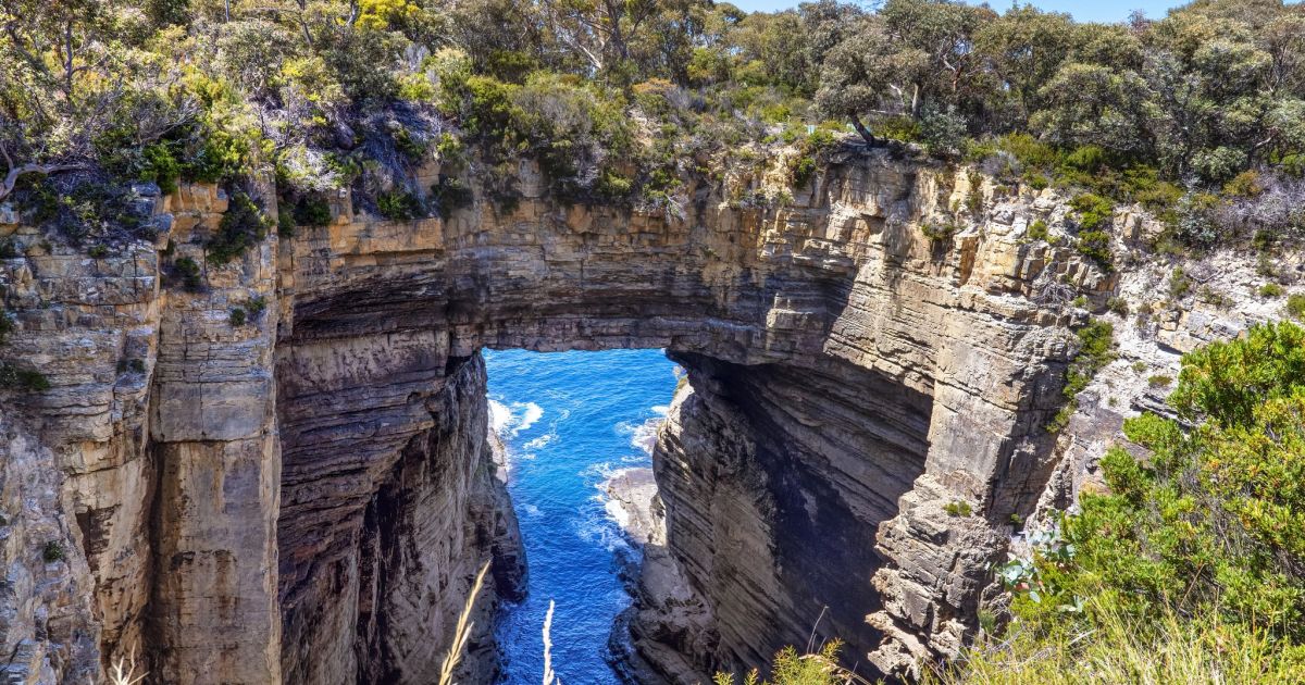 Guide to Tasman's Arch & Devil’s Kitchen
