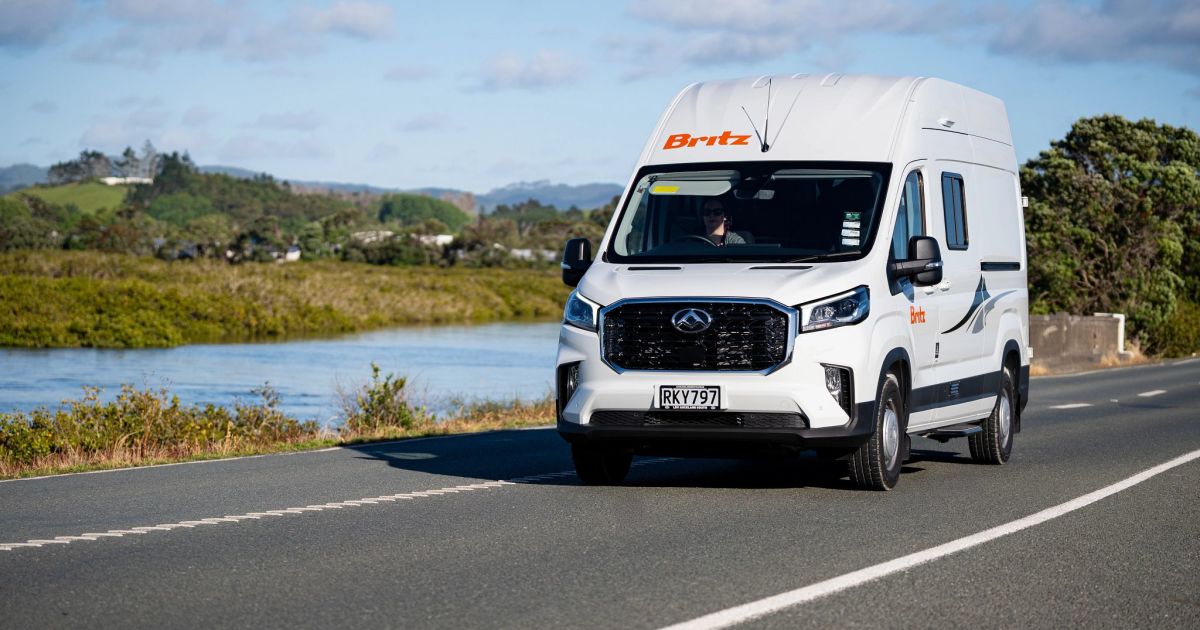 2 Berth HiTop | Britz NZ
