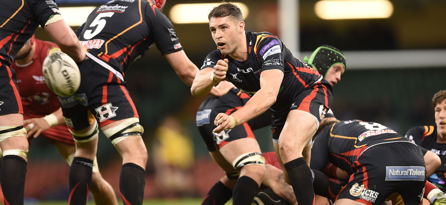 Dragon News : Trio commit to Dragons