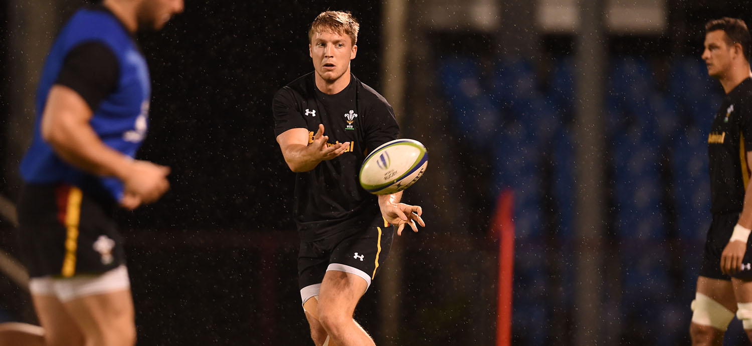 Dragon News : Tyler Morgan named in Wales starting XV