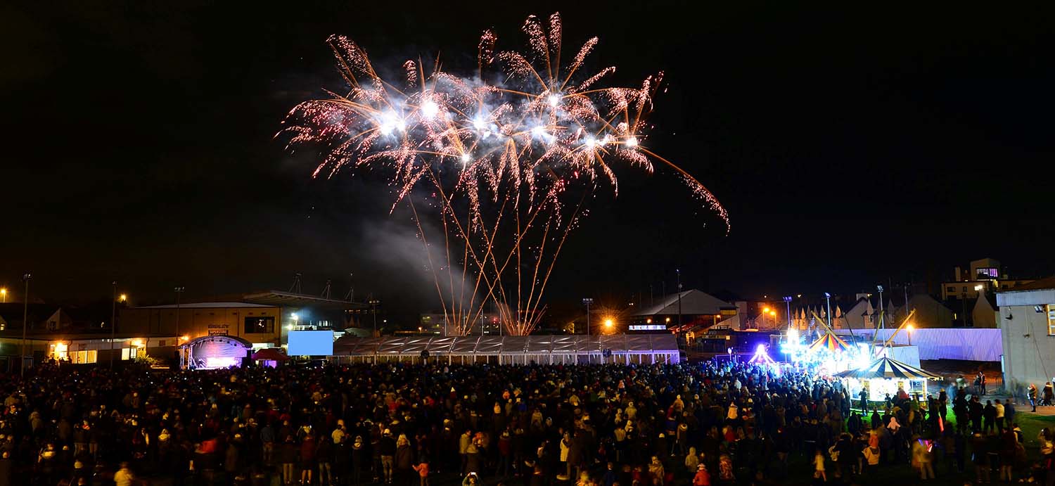 Dragon News : Another Fireworks Night success for Rodney Parade