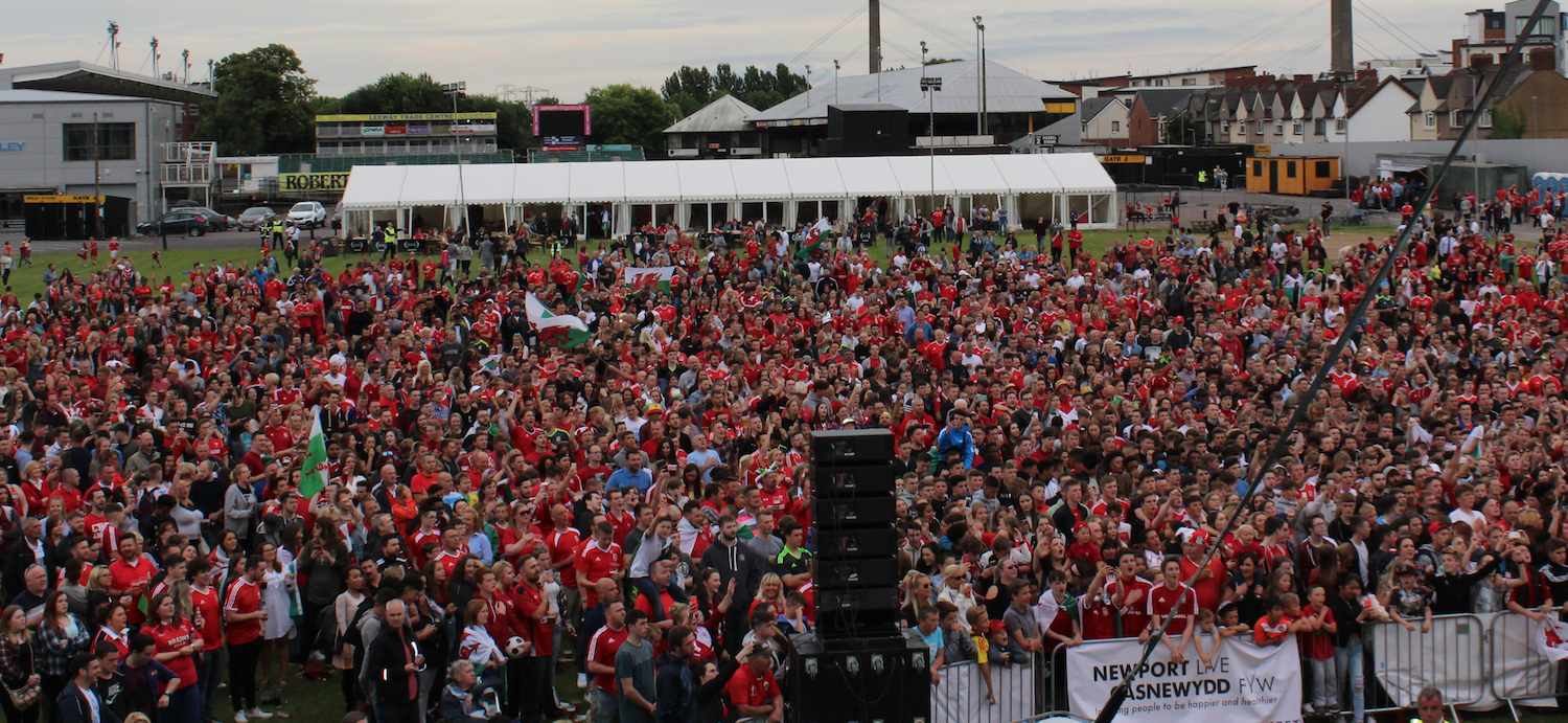 Dragon News : 5,500 Supporters enjoy Rodney Parade Fanzone
