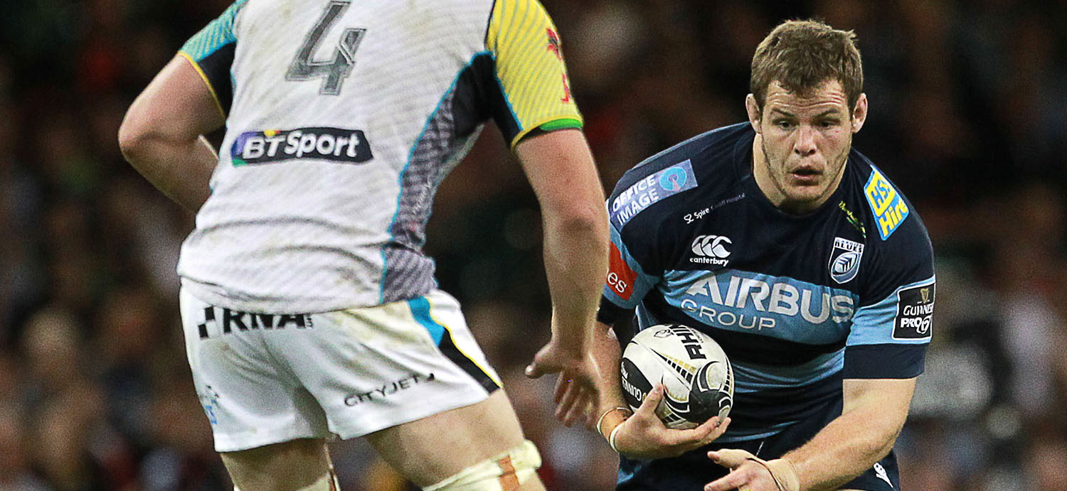 Dragon News : Dragons sign Cardiff Blues prop Sam Hobbs