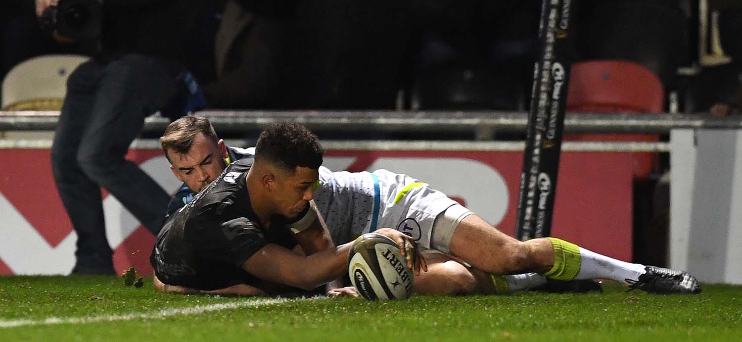 Dragon News : Boss praise for 'superstar' Dyer