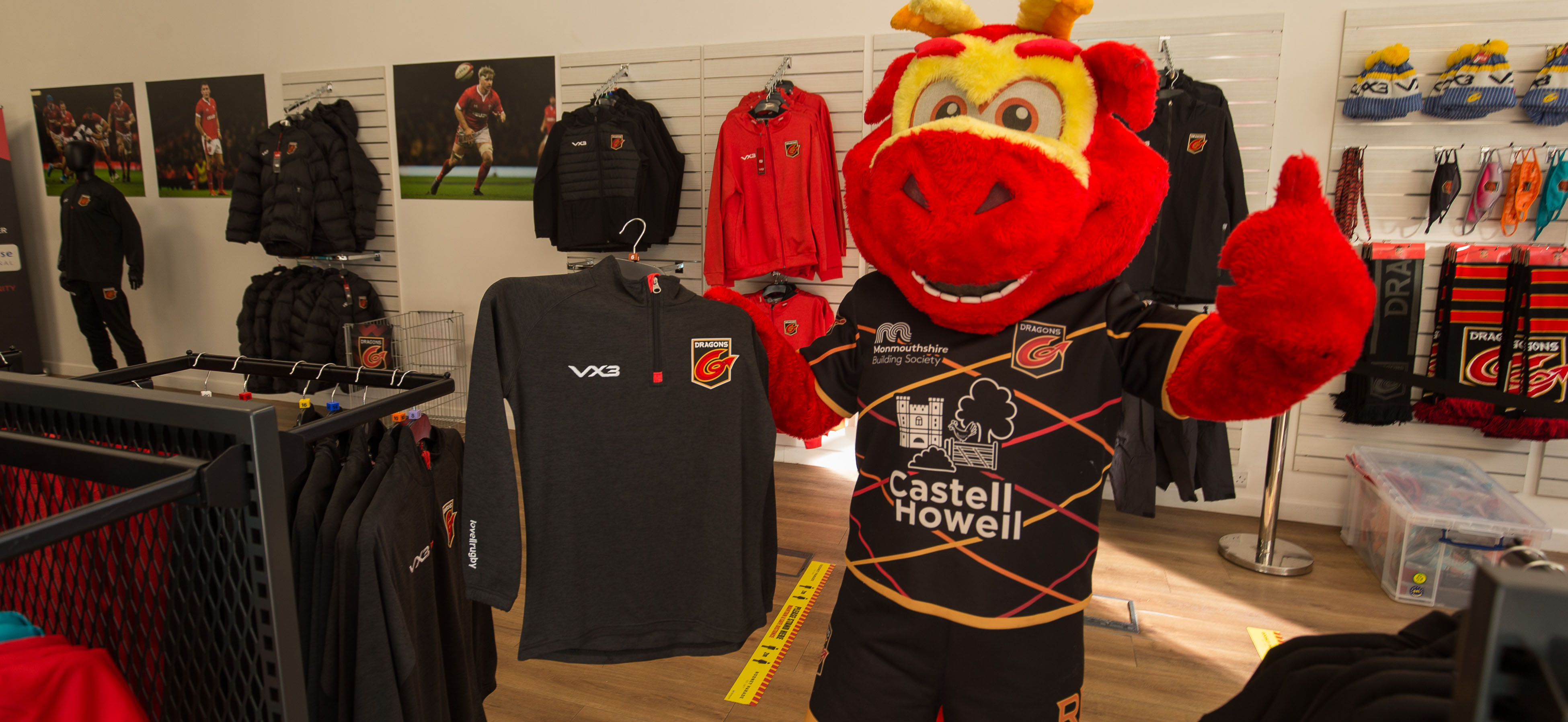 Dragon News : Dragons Store - Open Now!