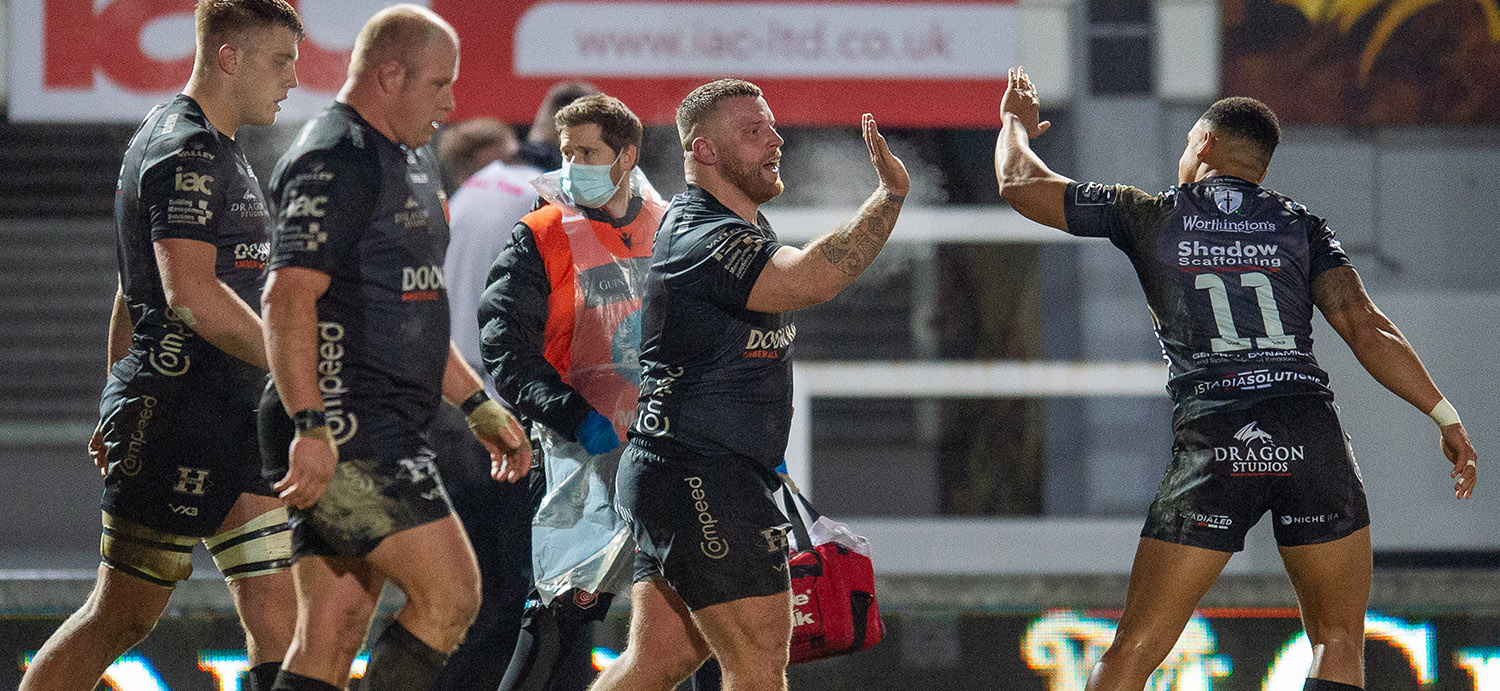 Dragon News : Fairbrother praise for unified squad