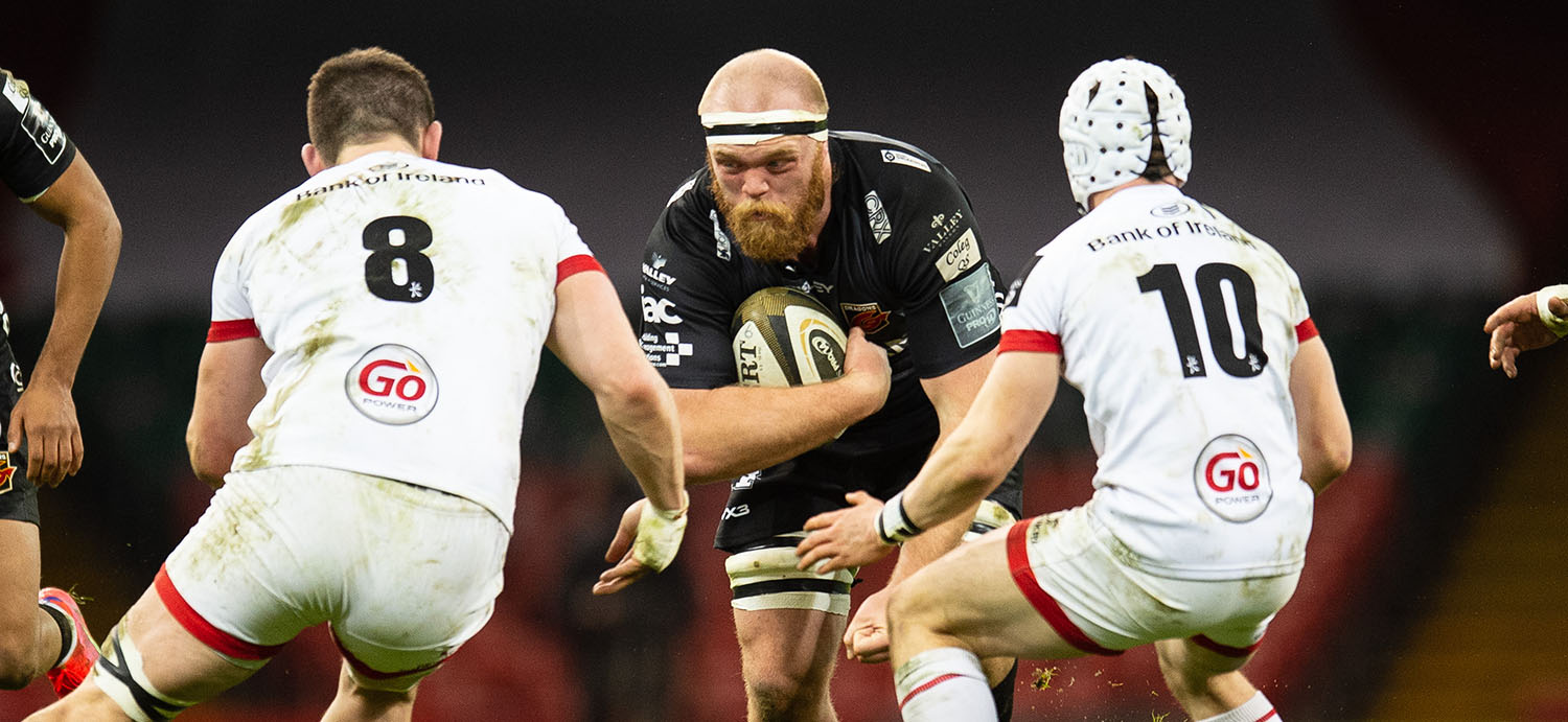 Dragon News : Locked in! Homegrown Davies re-signs