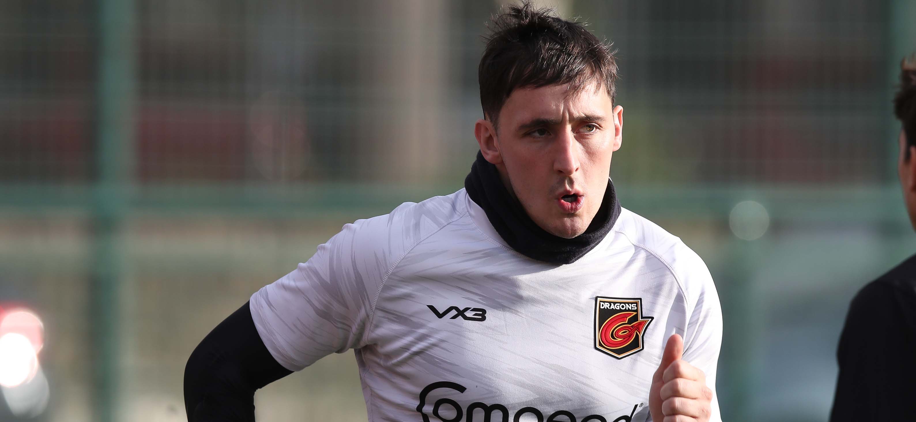 Dragon News : Davies: Fresh Dragons ready for return