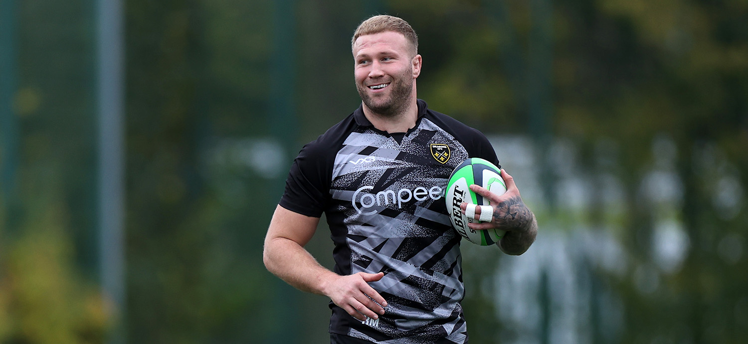 Dragon News : Moriarty enjoying his rugby at Dragons