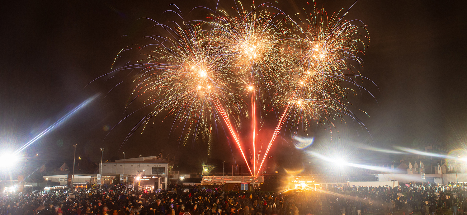 Dragon News : Get your tickets here for Capital Fireworks on Parade