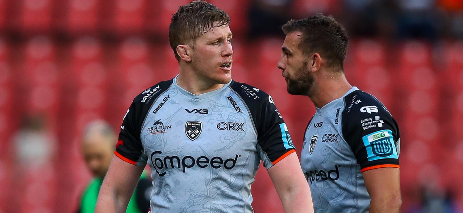 Dragon News : Screech signs new contract with Dragons