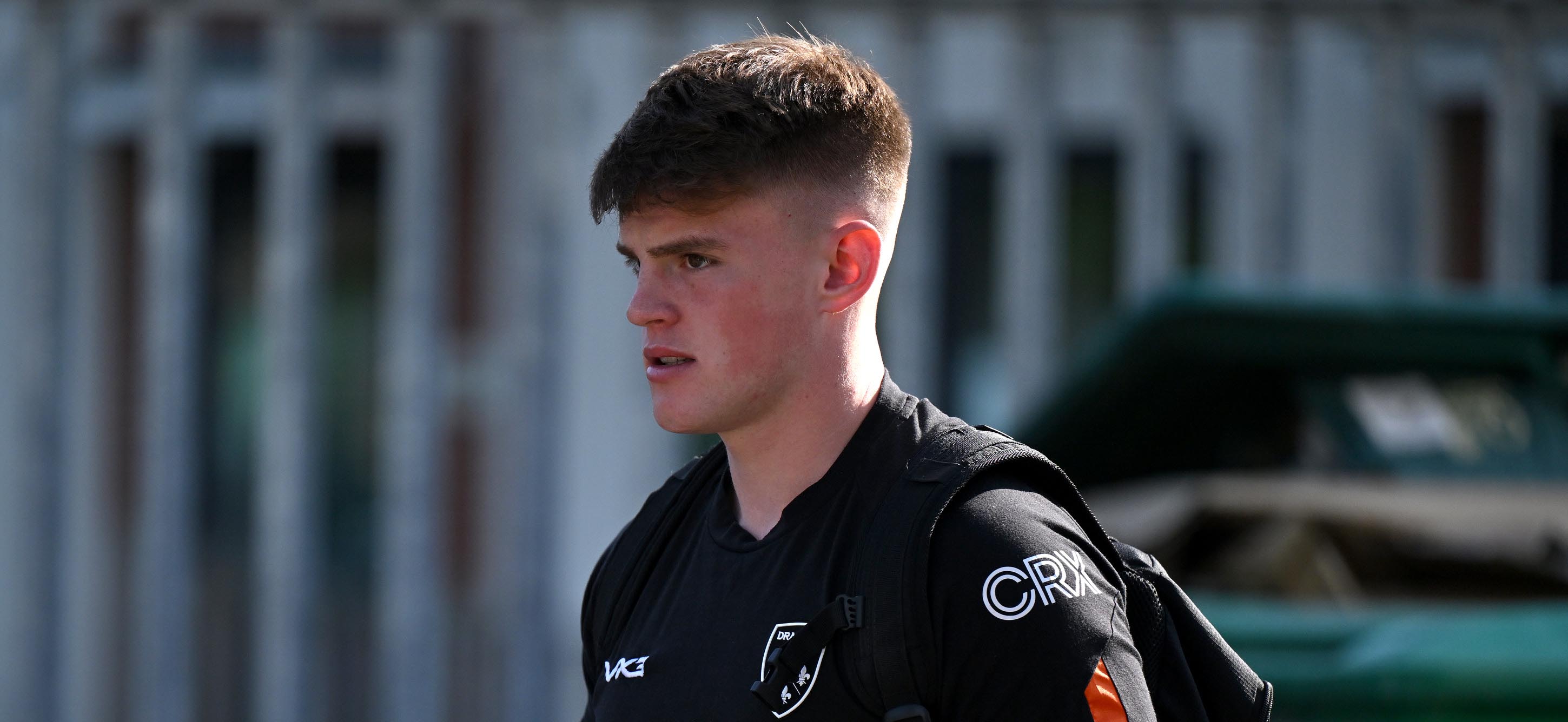 Dragon News : Dragons TV: Lloyd reflects on Dragons debut