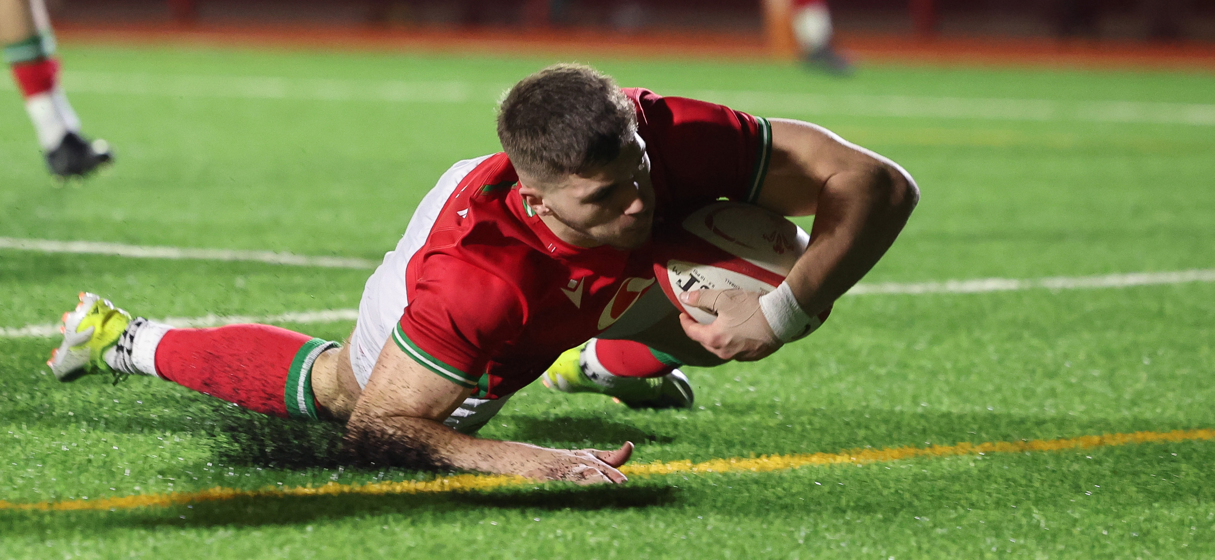 Dragon News : Rees-Weldon try crucial as U20s win