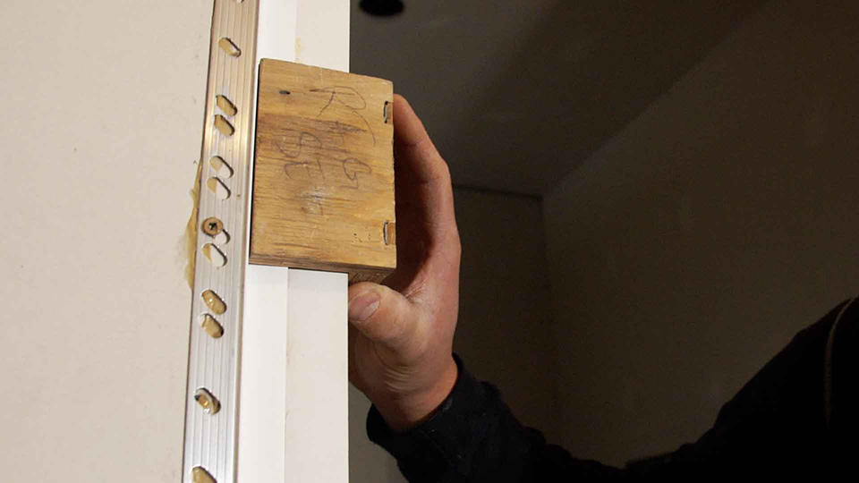 Trimless Doors and Flush Base