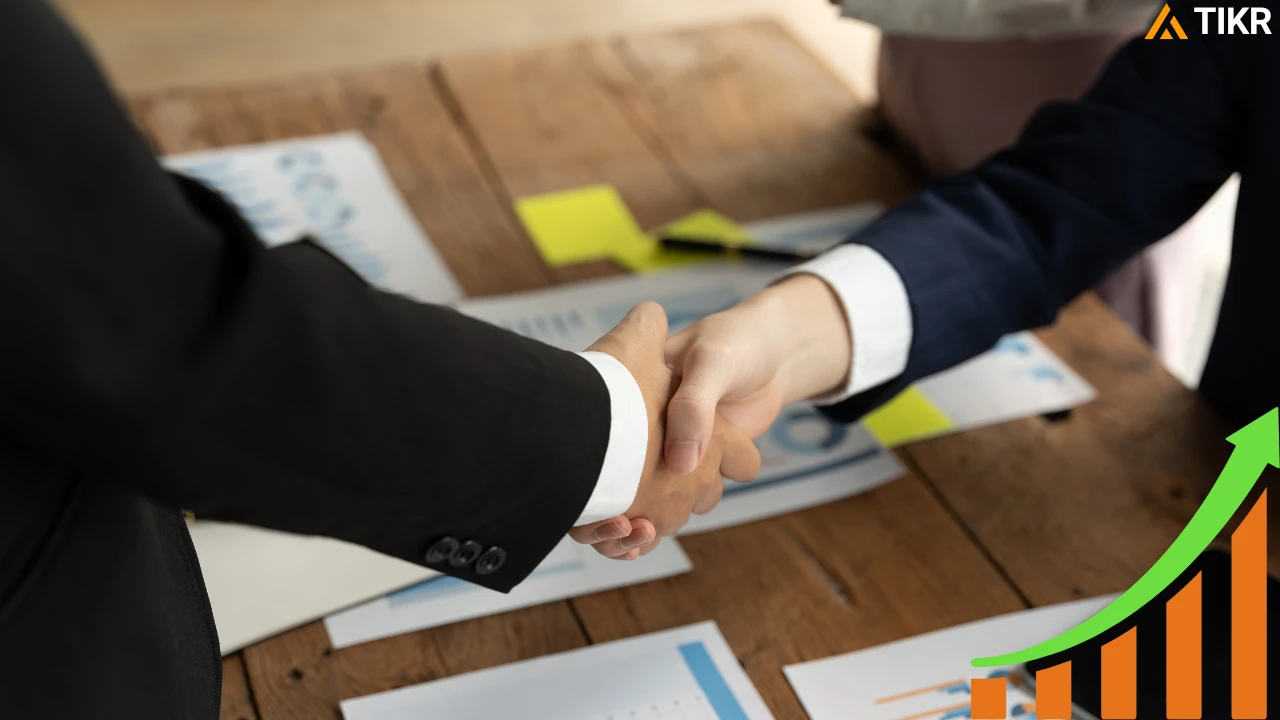 Should You Buy Shutterstock for the Potential Getty Images Merger ...