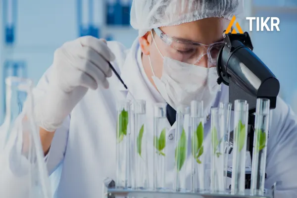 Regeneron Fell 15% Over the Past 30 Days. Here’s What to Expect in 2026 ...