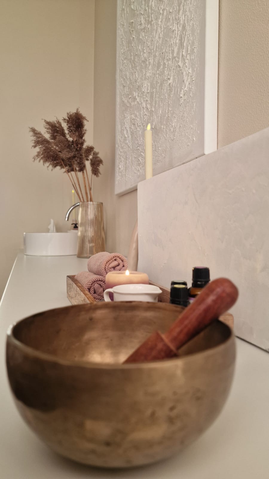 Body Therapy Iceland / nudd, yoga, nails, sugaring wax - Bókaðu á ...