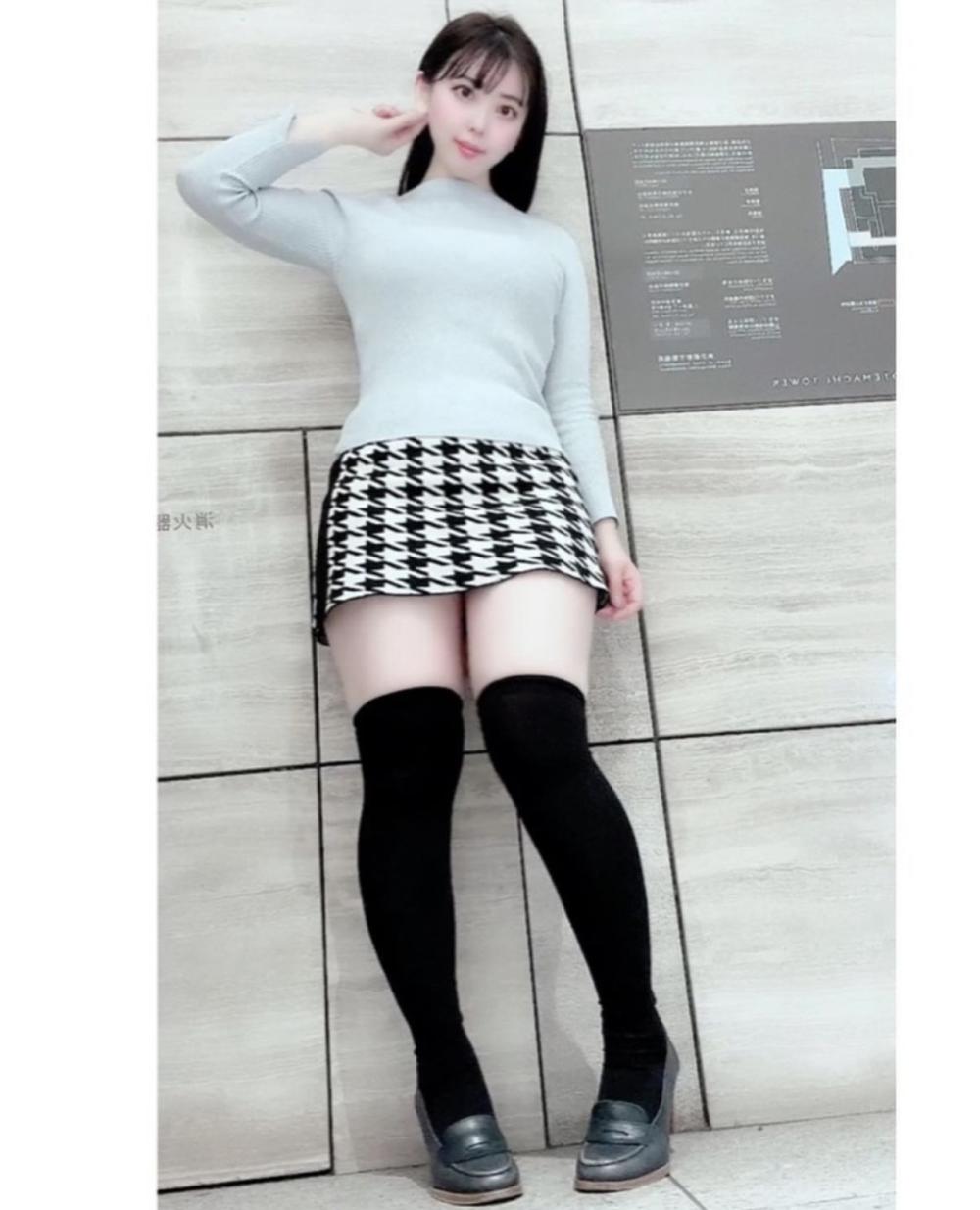 【天然gカップ】現役グラビアアイドルとトーク💖 タイムチケット